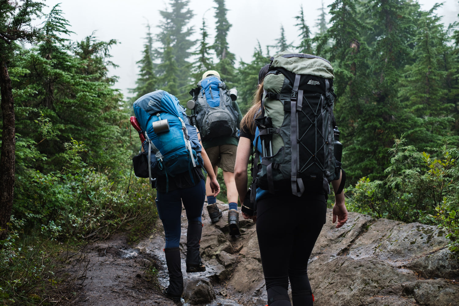 What is Shoulder Season and How Should You Prepare for it? – Alpine Start Outfitters